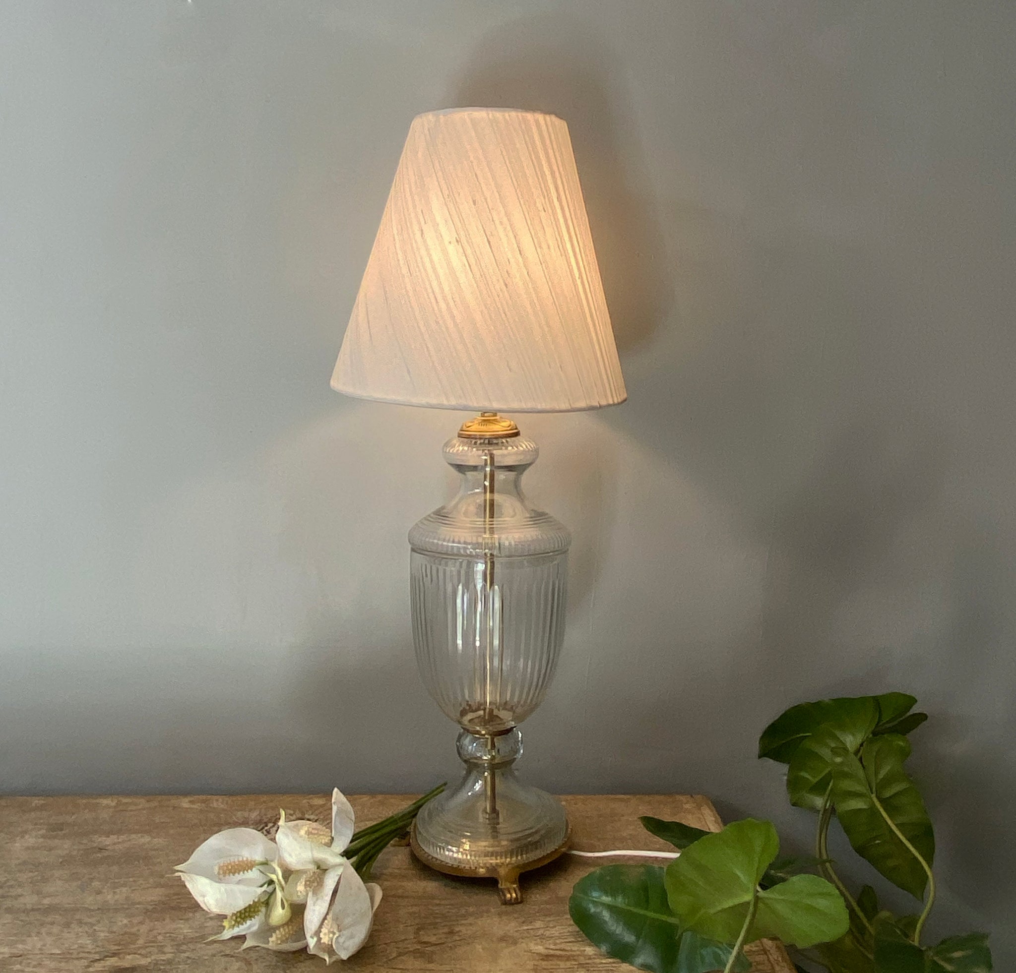 Vintage Glass Table Lamp with Silk Shade– Sunshine Boulevard